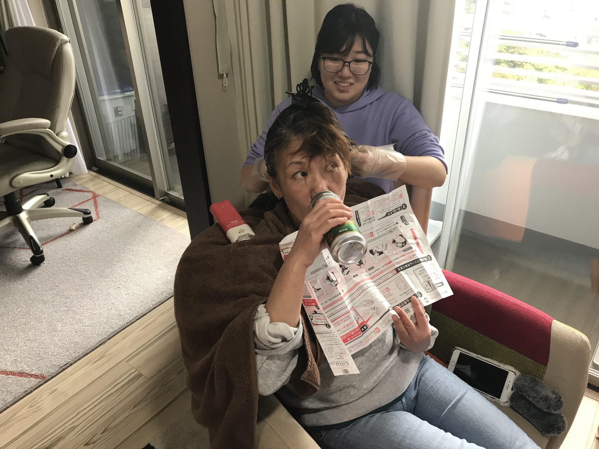 A Trip to the Beauty Salon in the Era of Social Distancing - Hitomi ...